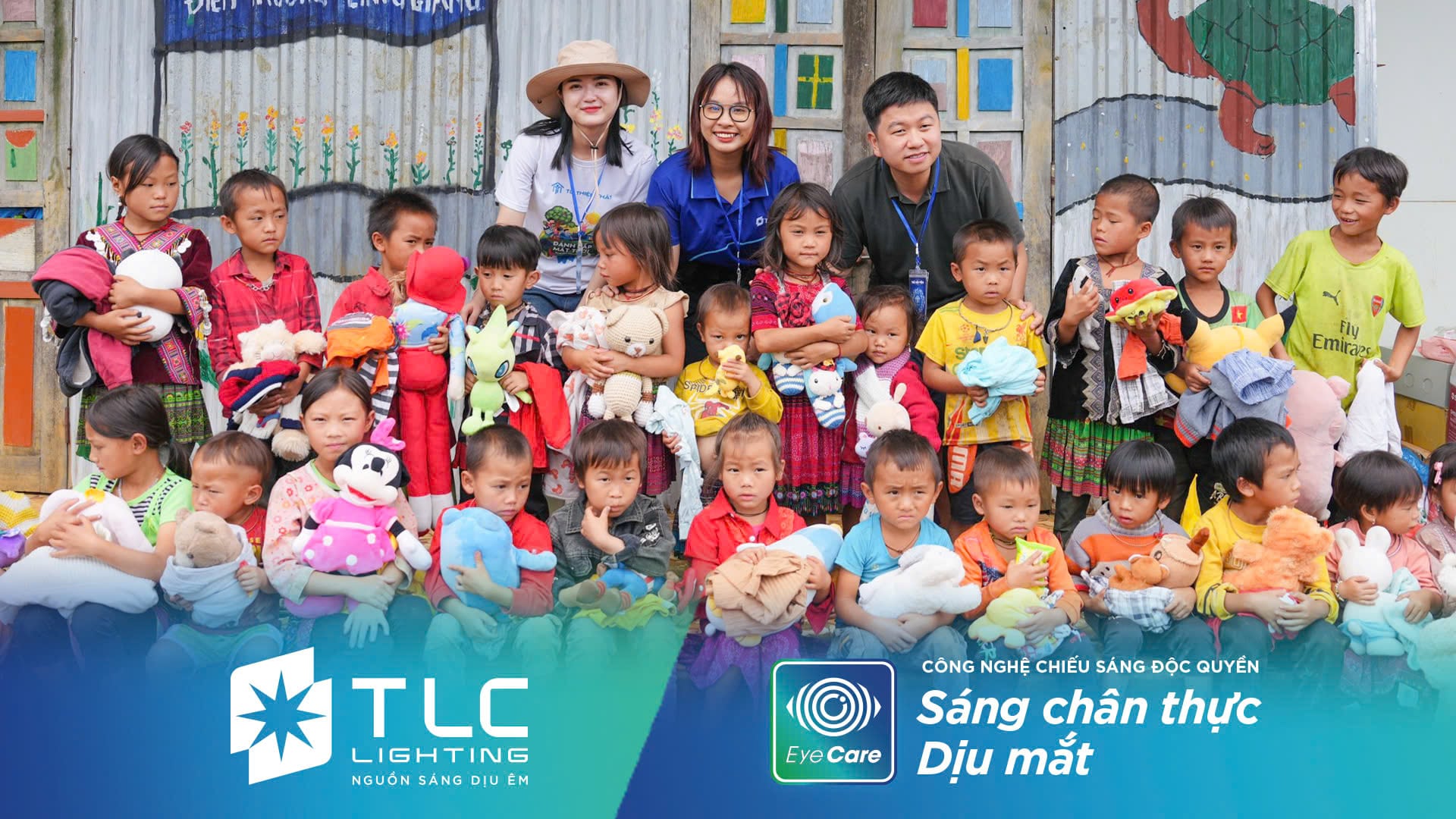Cùng TLC Việt Nam mang ánh sáng về Bản Làng Giàng - Xã Nậm Có, tỉnh Yên Bái